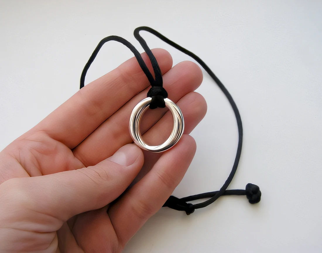 Circle of Strength Charity Necklace – Ribbon of Hope