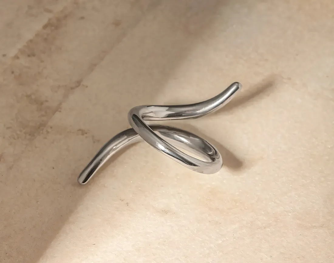 Eternal Flow Charity Ring – Ribbon of Hope